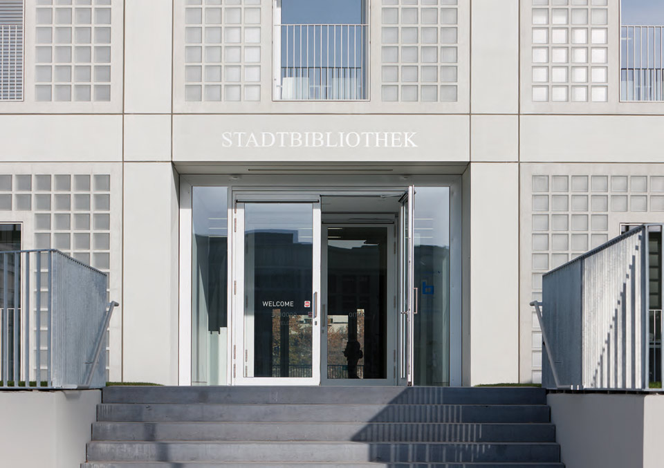 Geze Drehtürantrieb Powerturn - ab-automatic